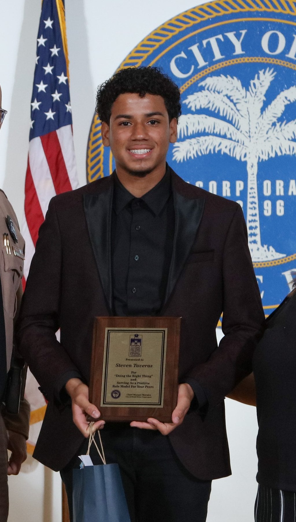 Steven Taveras - Do the Right Thing