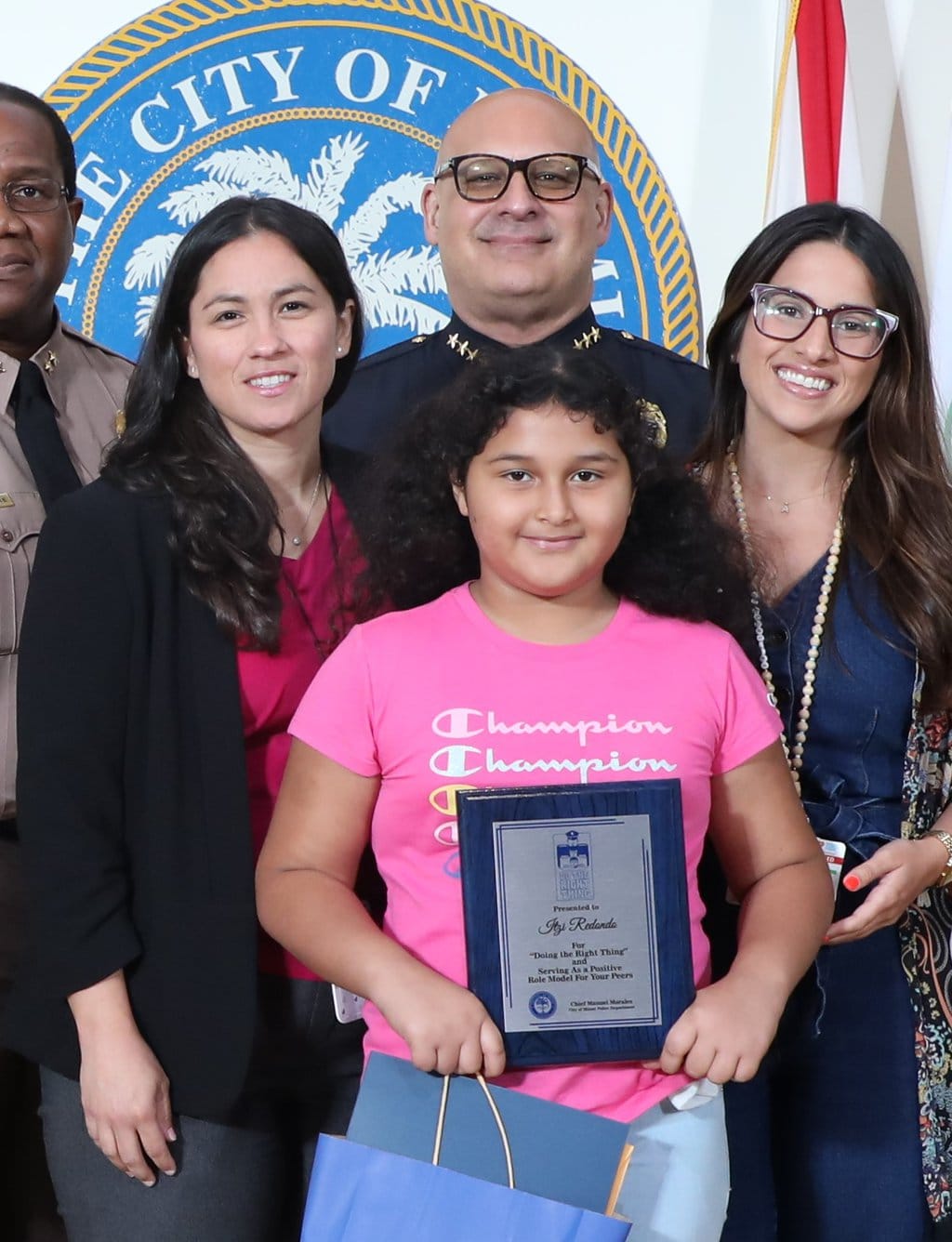 Itzi Redondo - Do the Right Thing